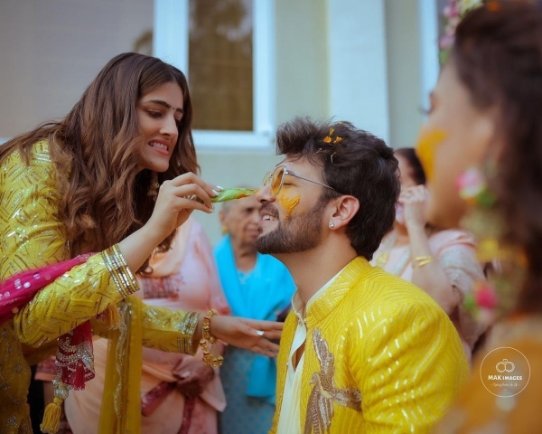 Sanjay Gagnani & Poonam Preet Dazzle At Their Haldi, Mehndi & Sangeet ...