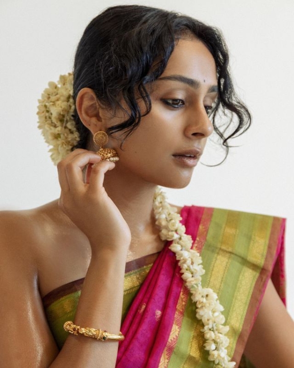 Pragathi Guruprasad Pattampoochi