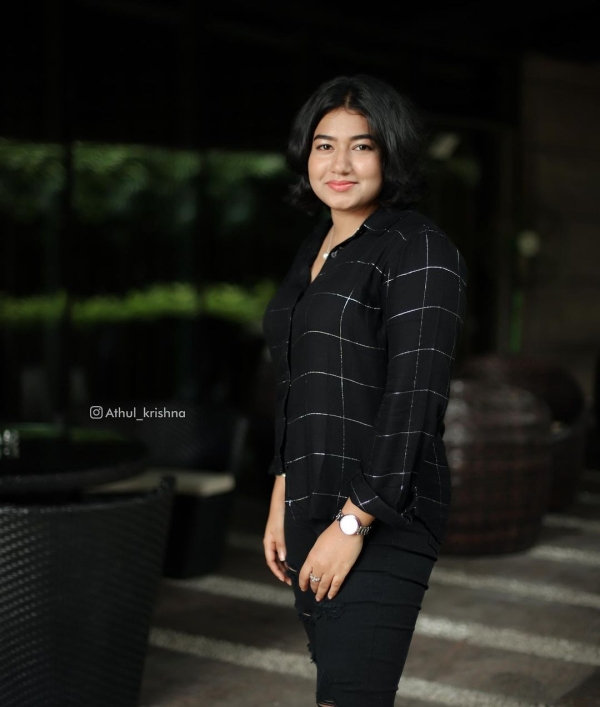 Actress Grace Antony Latest Pics Goes Viral | കറുപ്പഴകിൽ ഗ്രേസ് ആന്റണി ...