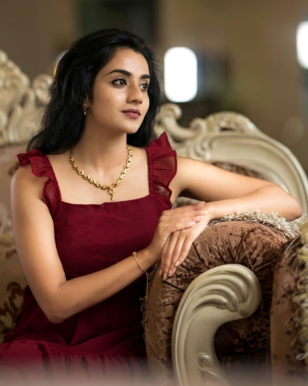 Cute Actress Ann Sheethal New Stylish Stills | സൂപ്പര്‍ ക്യൂട്ട് ആയി ആന്‍ ശീതള് ...