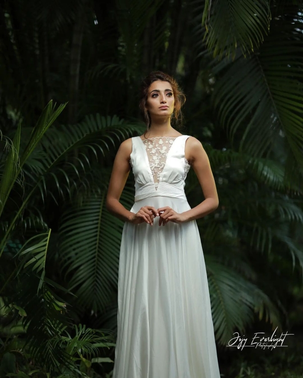 Model And Actress Angel Thomas New Stunning Clicks In White Gown ...