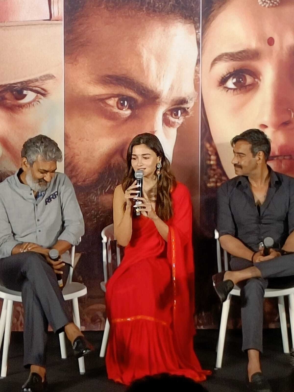 RRR Trailer Launch: Jr NTR, Ajay Devgn, Alia Bhatt & SS Rajamouli ...