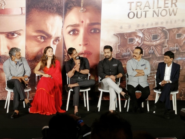 RRR Trailer Launch: Jr NTR, Ajay Devgn, Alia Bhatt & SS Rajamouli ...