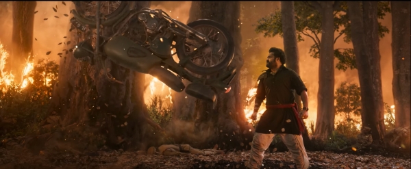 RRR Photos: HD Images, Pictures, Stills, First Look Posters of RRR ...