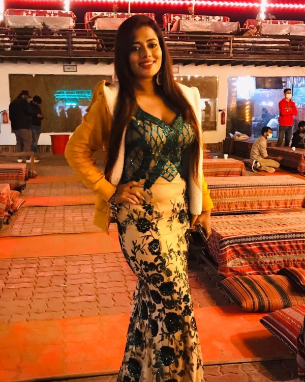 Mollywood Glamour Actress Remya Panicker New Stylish Clicks ...