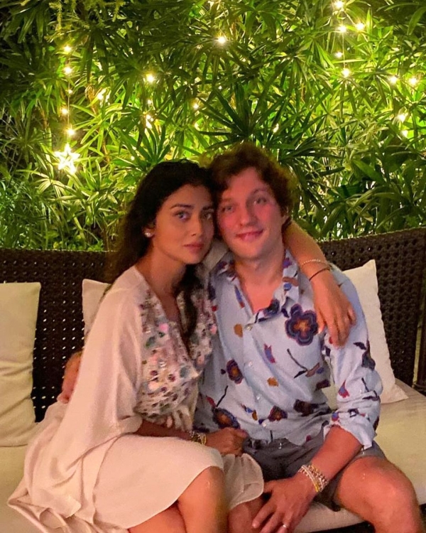 Shriya Saran And Her Husband Andrei Koscheev’s Romantic Pictures Are ...