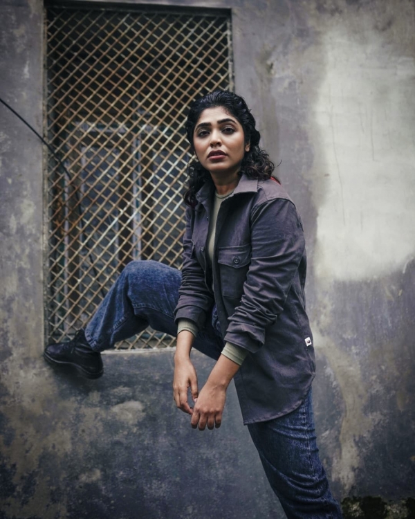 Rima Kallingal Back in Gym Workout After Post Covid Rest, See Glamorous ...