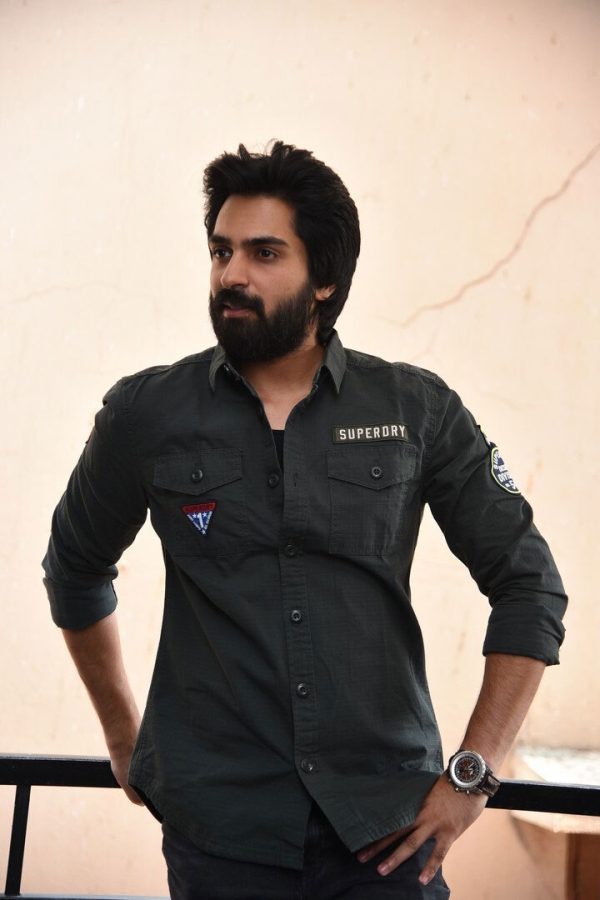 Shiva Kandukuri Photos [HD]: Latest Images, Pictures, Stills of Shiva ...