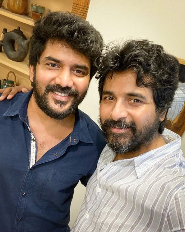 செல்ஃபி வித் எஸ்கே...சிவகார்த்திகேயன் பிறந்தநாள் ஸ்பெஷல் போட்டோஸ் ...