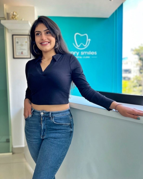 Actress-Model Shanu Suresh Glamorous Pics, Viral | പ്രകൃതിയോടിണങ്ങി ...