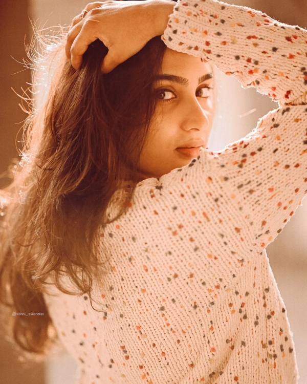 Mollywood Actress Aditi Ravi New Stylish Stills In Simple Look ...