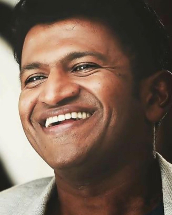 Puneeth Rajkumar Birth Anniversary: Yash-Radhika, Rakshit Shetty ...