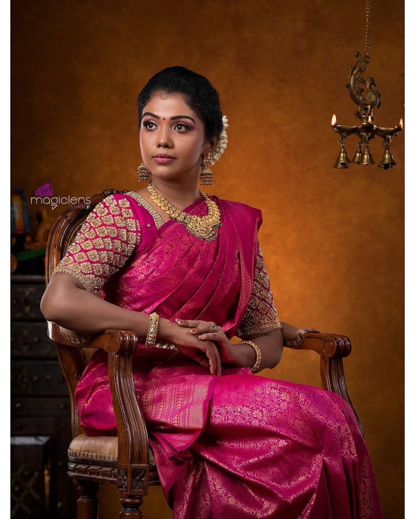 இது என்ன புது மாடல் ஜாக்கெட்டா?... கலக்குறீங்க ரித்விகா! | actress ...