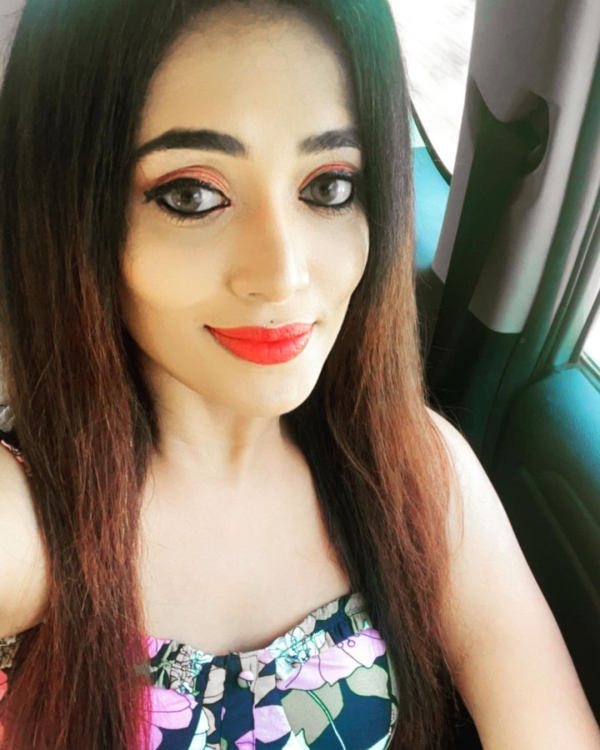 Bigg Boss Fame Remya Panicker New Glamouros Look | ഗൗണിൽ ഗ്ലാമറസായി ...