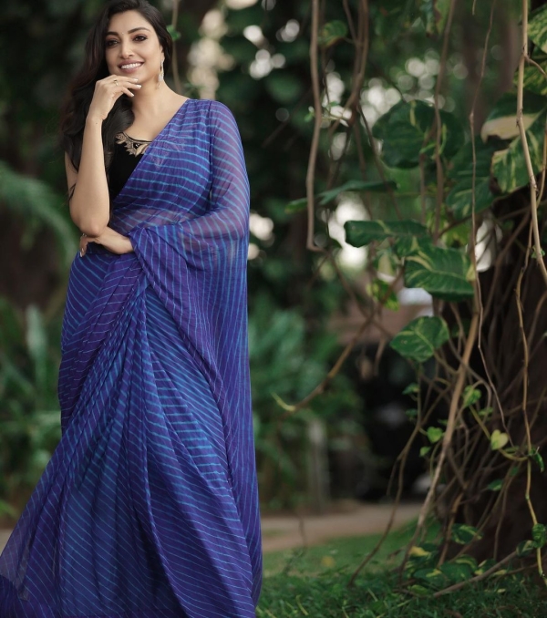 കൂടുതല്‍ സുന്ദരിയായി ഋതു മന്ത്ര; താരത്തിന്റെ പുതിയ ചിത്രം കാണാം | Bigg ...