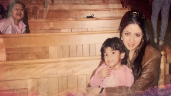 Janhvi Kapoor S Childhood Pictures With Sridevi That Are Totally Unmissable