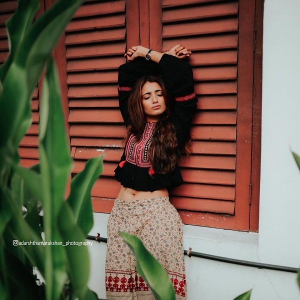 Model And Actress Angel Thomas New Glamour Look Viral | 'ആരെയും ഇംപ്രസ് ...