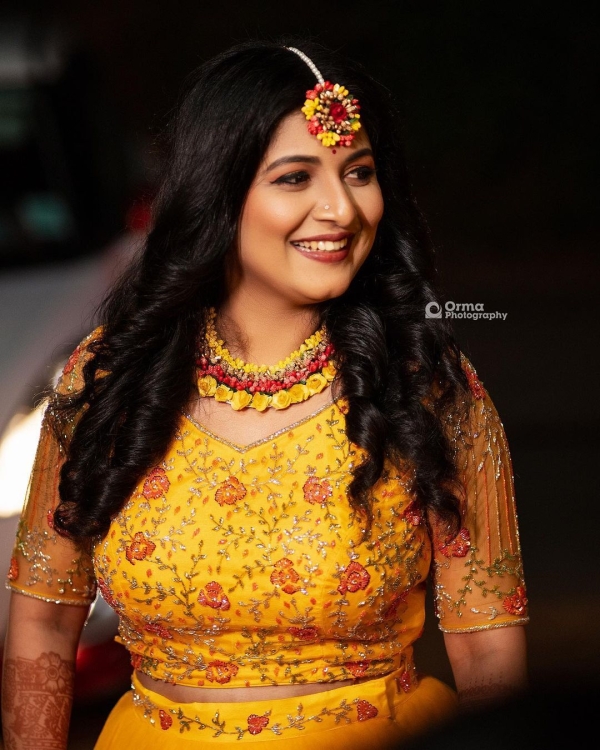 Santhwanam Serial Actress Raksha Raj Shared Her Haldi Photos | ആടിത്തക ...