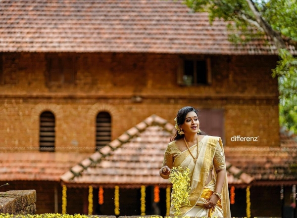 Serial Actress Varada Jishin's Vishu Special Photoshoot in Kerala Saree ...