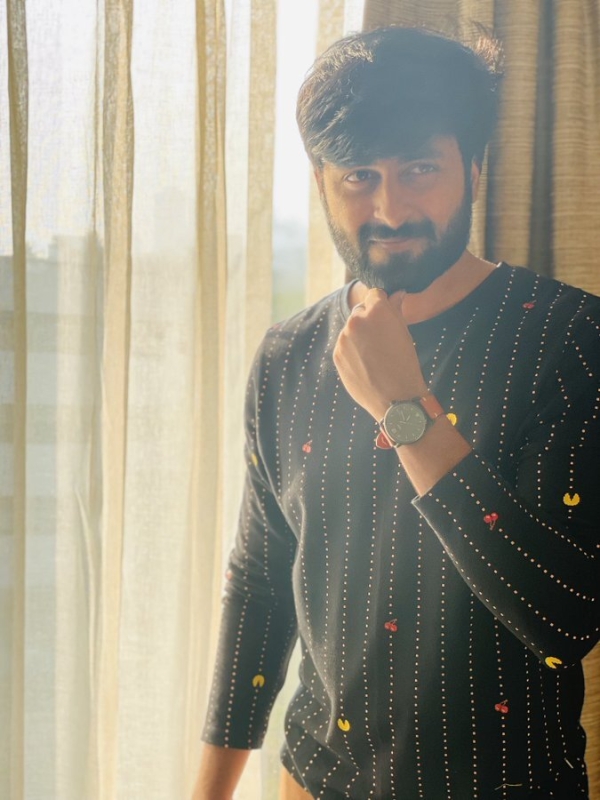 பிறந்தநாள் கொண்டாட்டத்தில் அஸ்வின்... தொடர்ந்து ட்ரெண்டிங்! | Actor ...