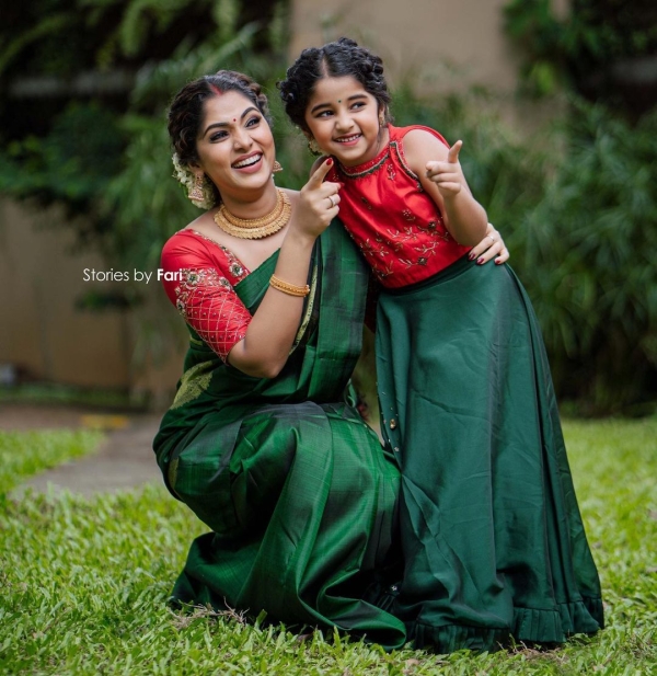 Actress Muktha and her Daughter Looks Stunning in Mothers Day Special ...