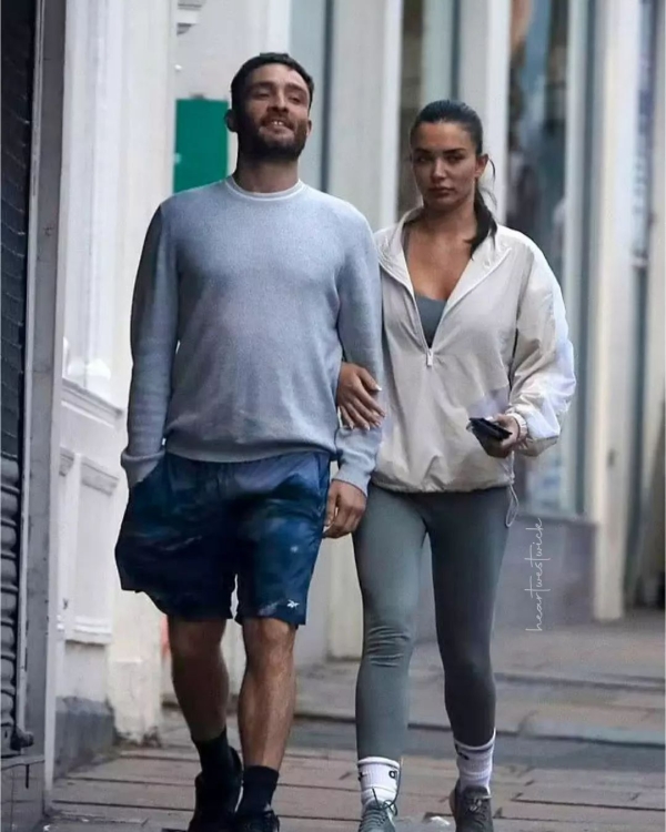 Amy Jackson Spotted Taking A Couples Stroll With Gossip Girl Star Ed ...