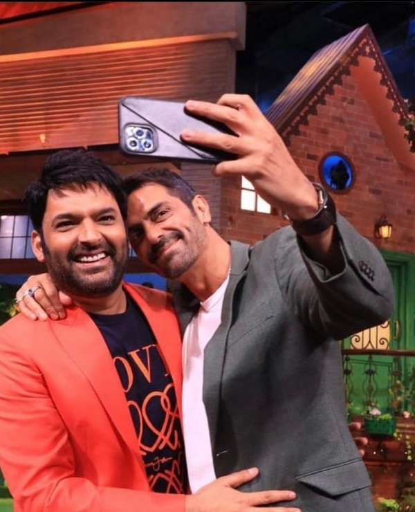 Arjun Rampal and Kangana Ranaut on the sets of Kapil Sharma Show