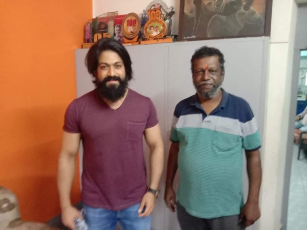 Kgf2 Actor Mohan Juneja Unseen And Family