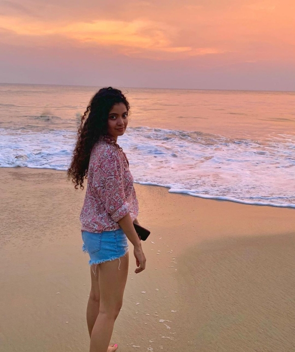 Malayalam Actress Anna Ben Nayarambalam's Cute Saree Pics | സാരിയി ...