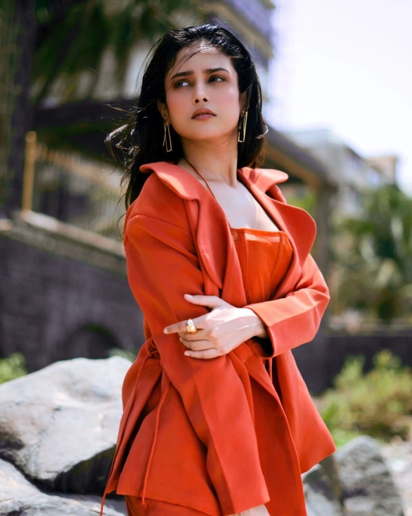 Mishti Chakraborty Photos [HD]: Latest Images, Pictures, Stills of ...