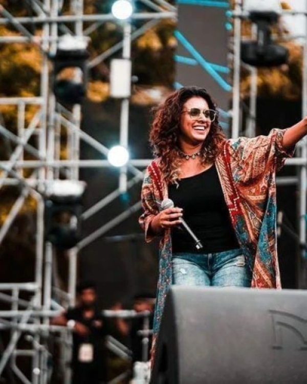 Playback Singer Sithara Krishnakumar New Stylish Performance Stills ...