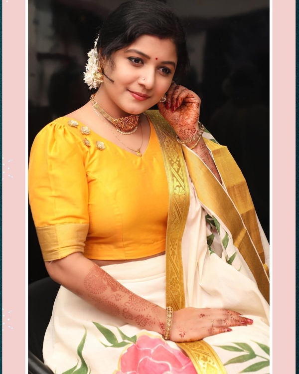 Santhwanam Fame Raksha Raj Latest Stunning Look Ges Viral | മഞ്ഞയി ...