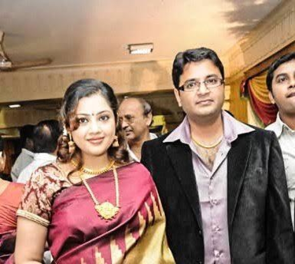 மீனாவின் கணவர் வித்தியாசாகர் மரணம்...திருமண வாழ்க்கையின் இனிய நினைவுகள் ...