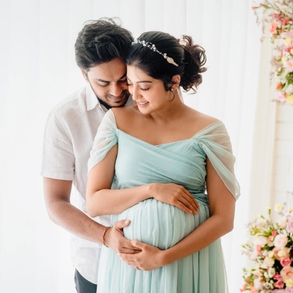Actress Pranitha Subhash welcomed her baby girl | നടി പ്രണിത സുഭാഷ് ...