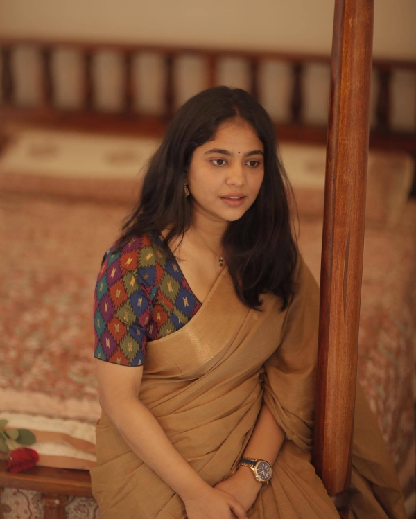 Actress Srinda Shares Her Beautiful Pictures | ചിത്രശലഭം പോലെ മനോഹരി ...