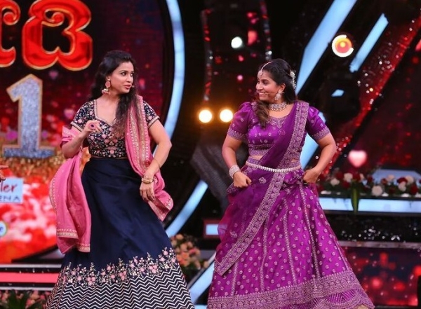 ಜೀ ಕನ್ನಡ ಜೋಡಿ ನಂ1 ಮೂಲಕ ಶ್ವೇತಾ ಚೆಂಗಪ್ಪ ಸೆಕೆಂಡ್ ಇನ್ನಿಂಗ್ ಆರಂಭ | Anchor ...