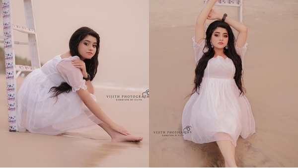 Jo and Jo Fame Saniya Babu Glamorous Photoshoot From Beachside, Viral | കൊച്ചുകുട്ടി അല്ല ...