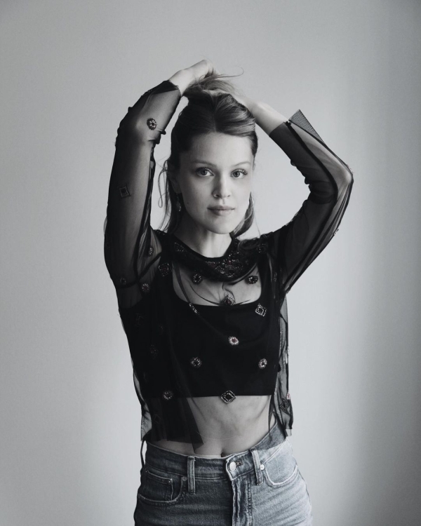 Kilometers and Kilometers Actress India Jarvis New Stylish Clicks ...