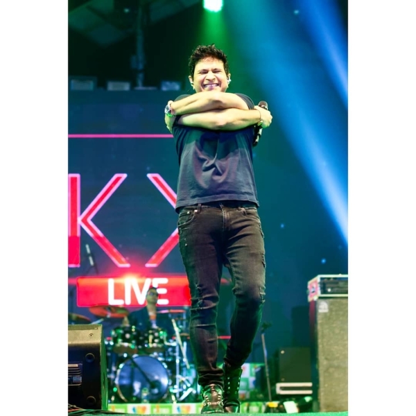 Krishnakumar Kunnath (KK) Photos: Latest HD Images, Pictures, Stills ...