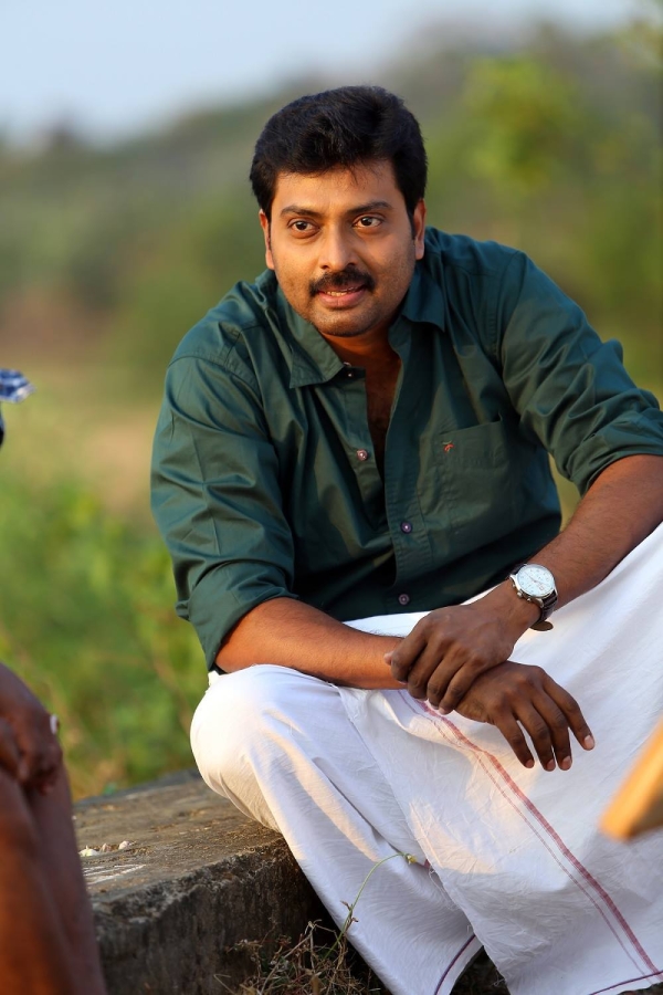 Narain Photos: Latest HD Images, Pictures, Stills & Pics - FilmiBeat