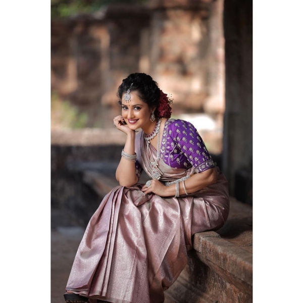 Neetha Ashok Photos: Latest HD Images, Pictures, Stills & Pics - FilmiBeat