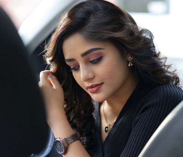 விஜய் சேதுபதியோட புது நாயகி.. தமிழ், தெலுங்கில் பிசியோ பிசி! | Actress ...