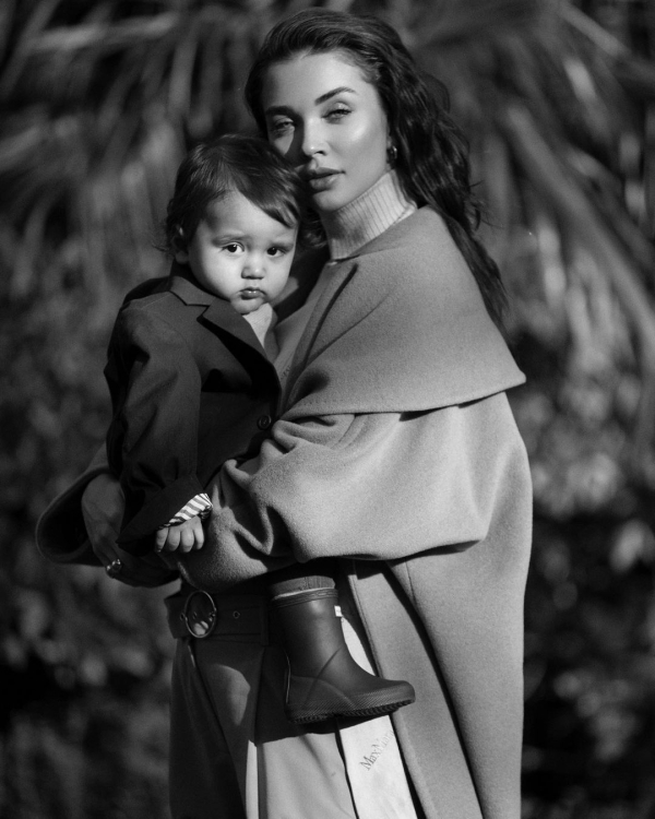 Amy Jackson With Her Adorable Kid Photos