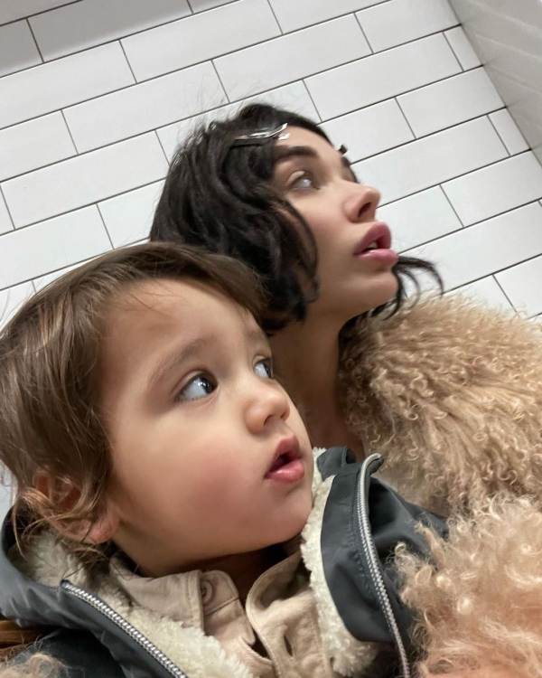 Amy Jackson With Her Adorable Kid Photos