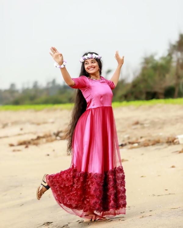 Sheela Rajkumar Photos: Latest HD Images, Pictures, Stills & Pics ...