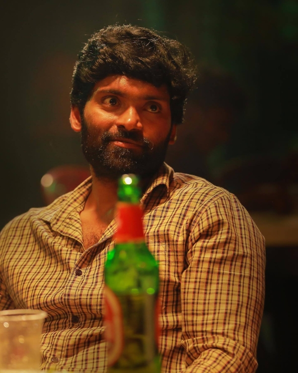 Vetri Photos: Latest HD Images, Pictures, Stills & Pics - FilmiBeat