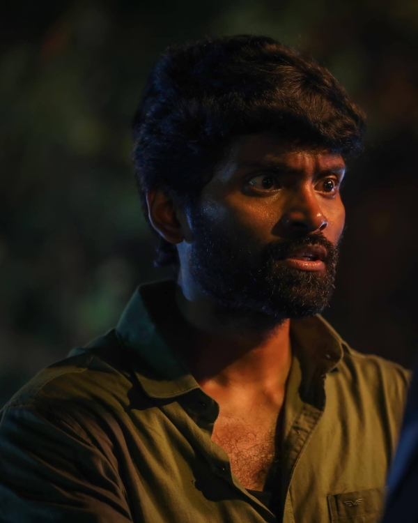 Vetri Photos: Latest HD Images, Pictures, Stills & Pics - FilmiBeat