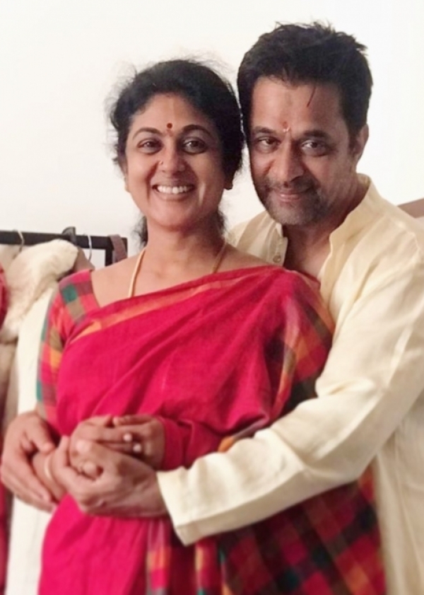 Arjun Sarja Birthday Special! Mudhalvan Actor And His Wife Niveditha’s ...