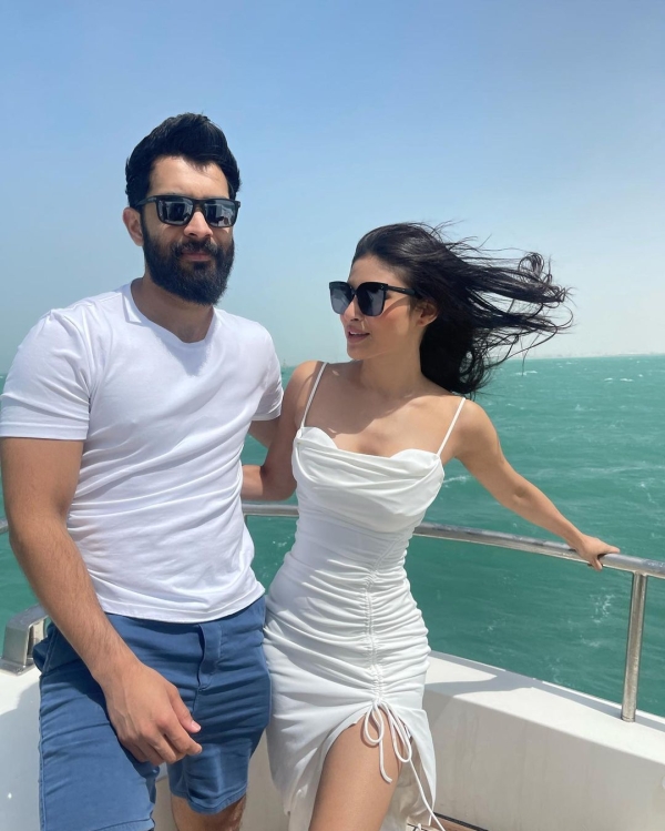 Mouni Roy Enjoys Vacation With Her Husband