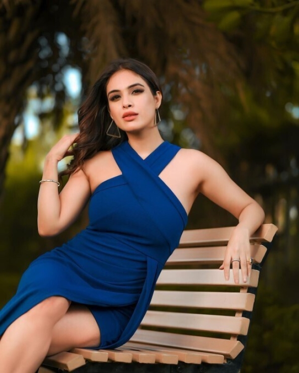 Actress Neha Malik Latest Photoshoot
